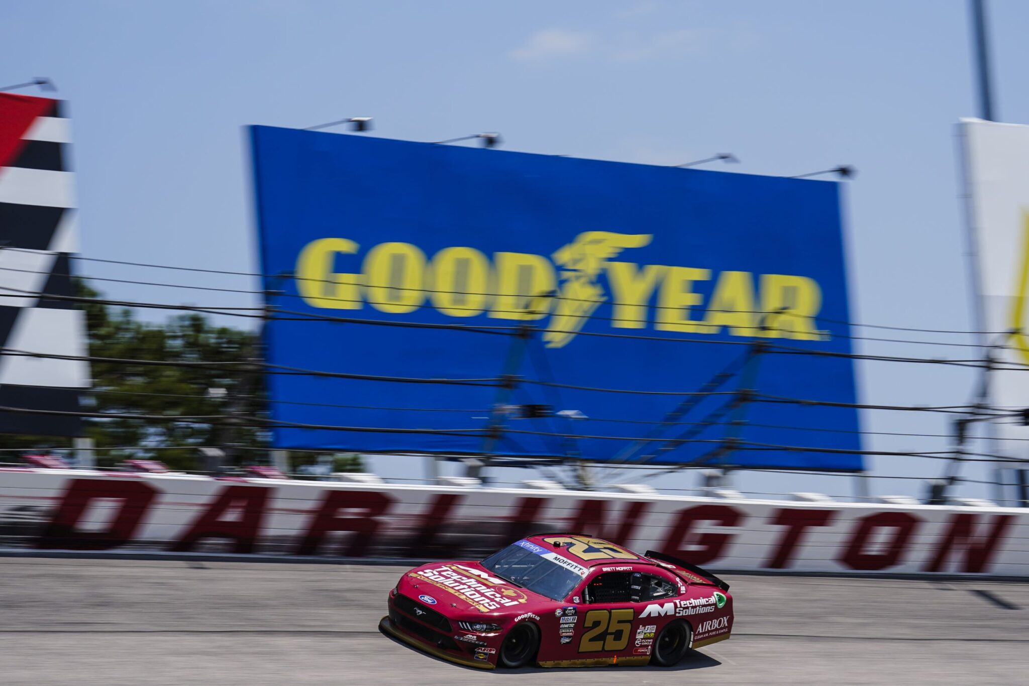 Brett Moffitt; AM Racing Soldier to Top-20 Darlington Finish - AM ...